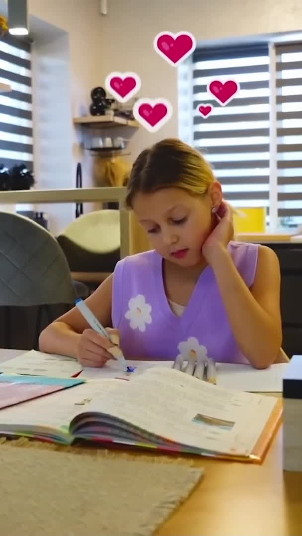 Des adolescents font face à des situations complexes comme échapper à ...