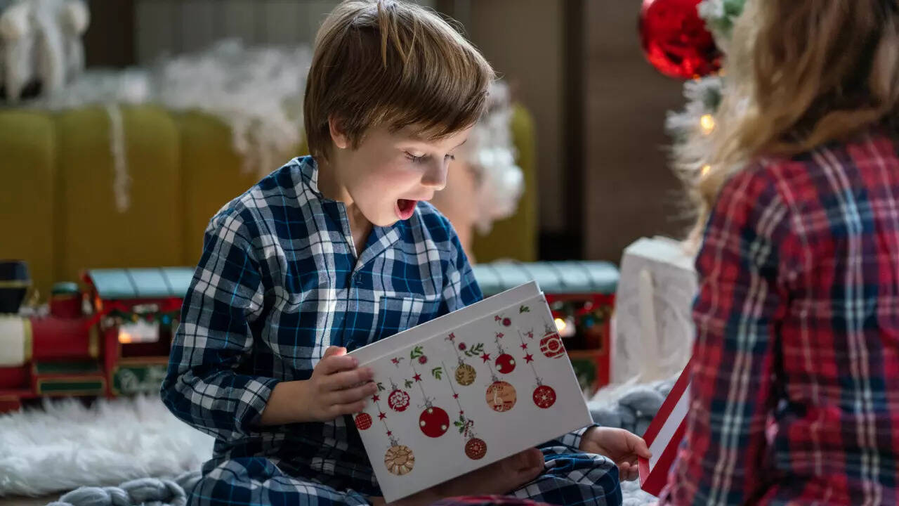 ‘I got a banana!’ Toddler’s Christmas joy breaks the internet