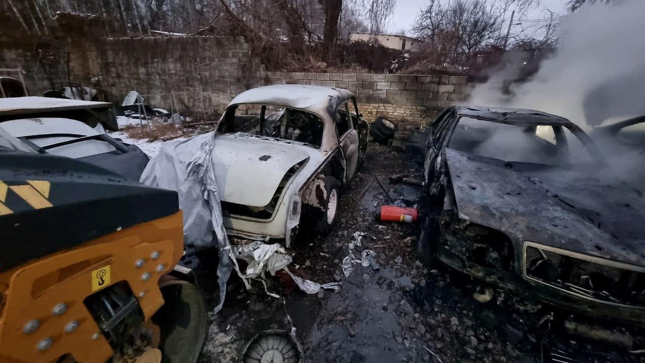Russia bombards Kyiv ahead of Zelenskyy–Trump meet on Ukraine war ...