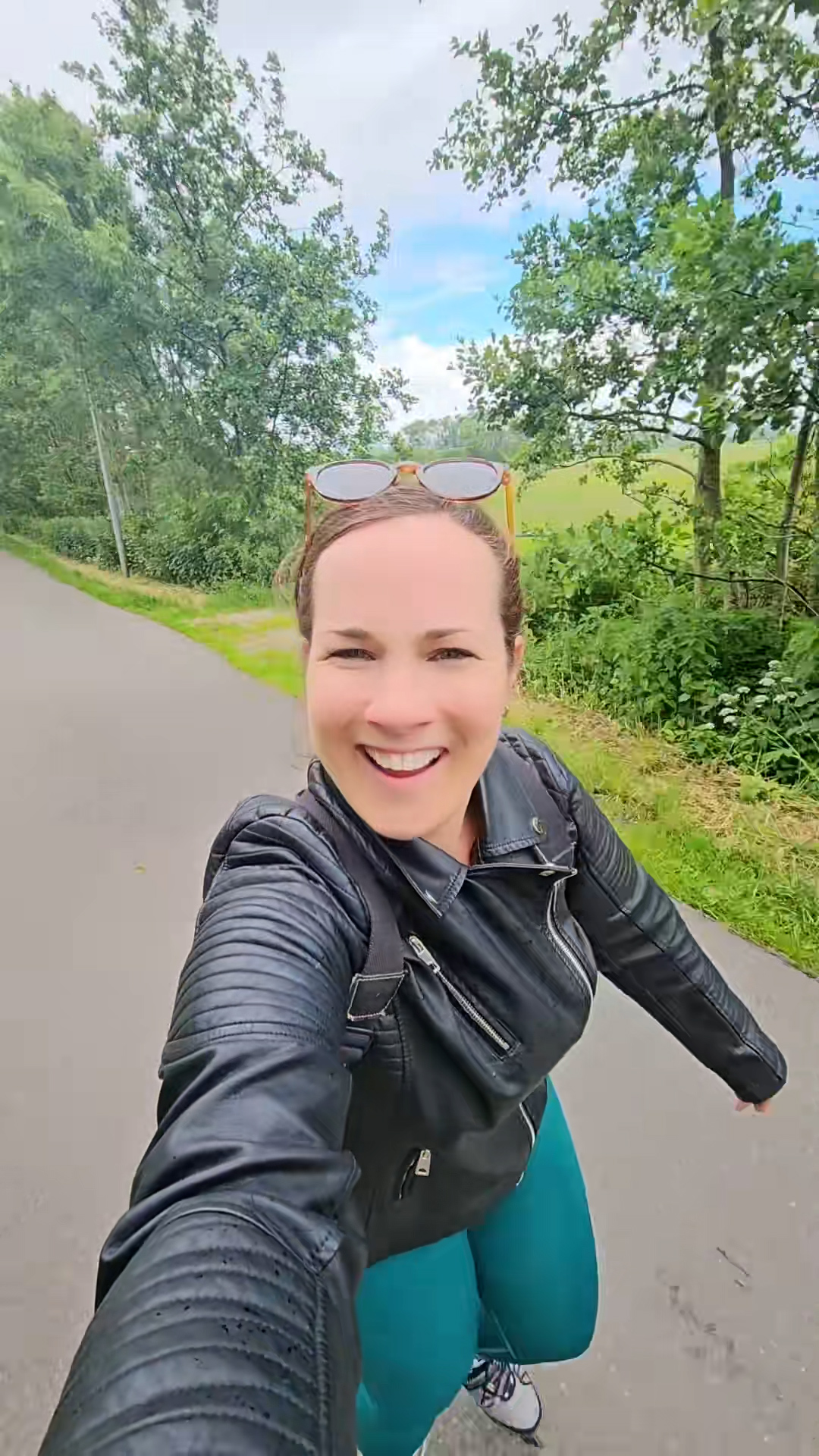 Samen op het skateboard, gewoon voor de fun