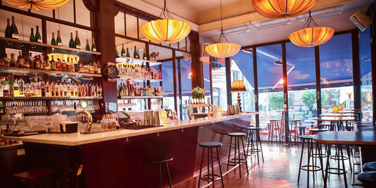 Så överlever en krog i 80 år – utan kortsiktiga trender