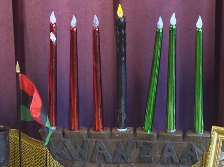 Jewelry, art, and community: Locals celebrate Kwanzaa