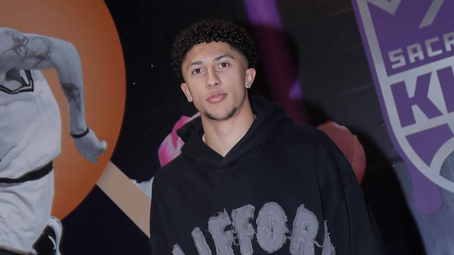 Nique Clifford shone in the second half of Kings' loss (and gave fans hope)