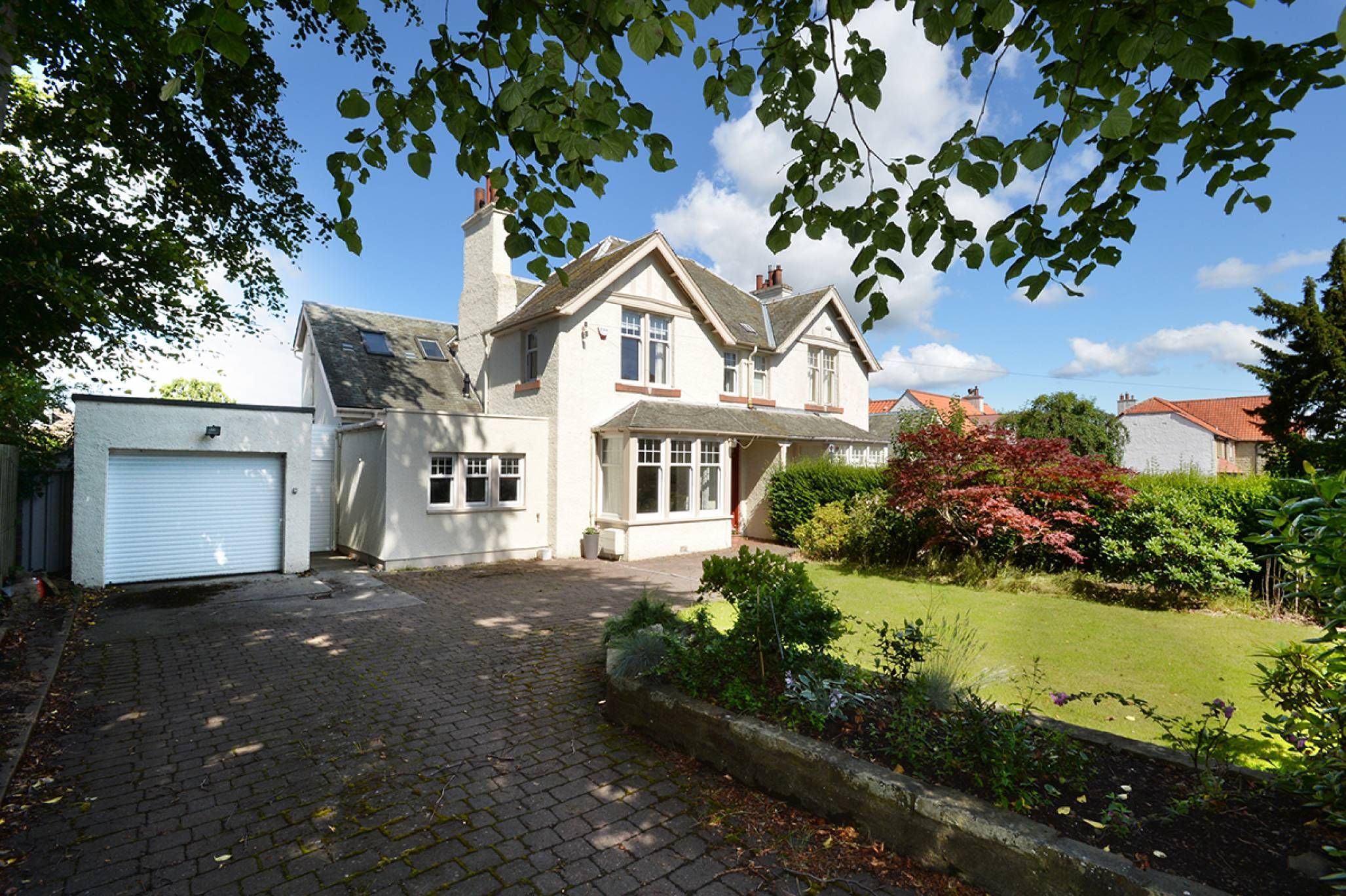 Edinburgh three-bedroom semi-detached house for sale in Kingsknowe with ...