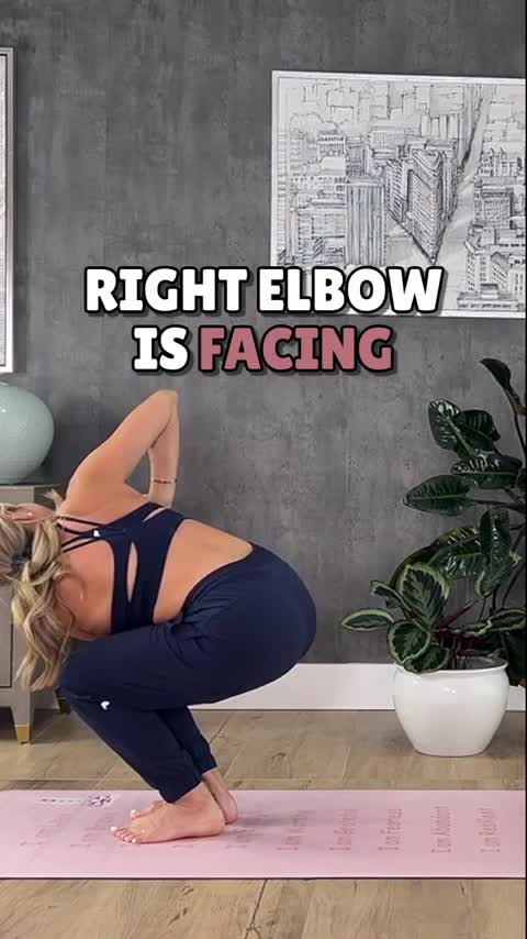 Sculpt your core with this yoga twist