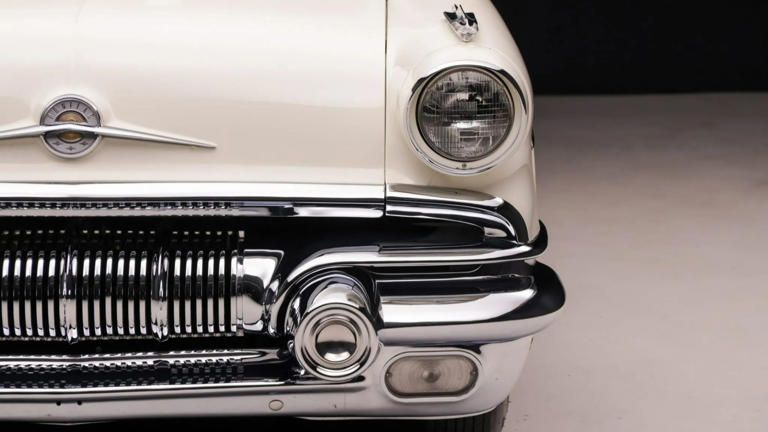 1957 Pontiac Star Chief Bonneville: The rare fuel-injected luxury car