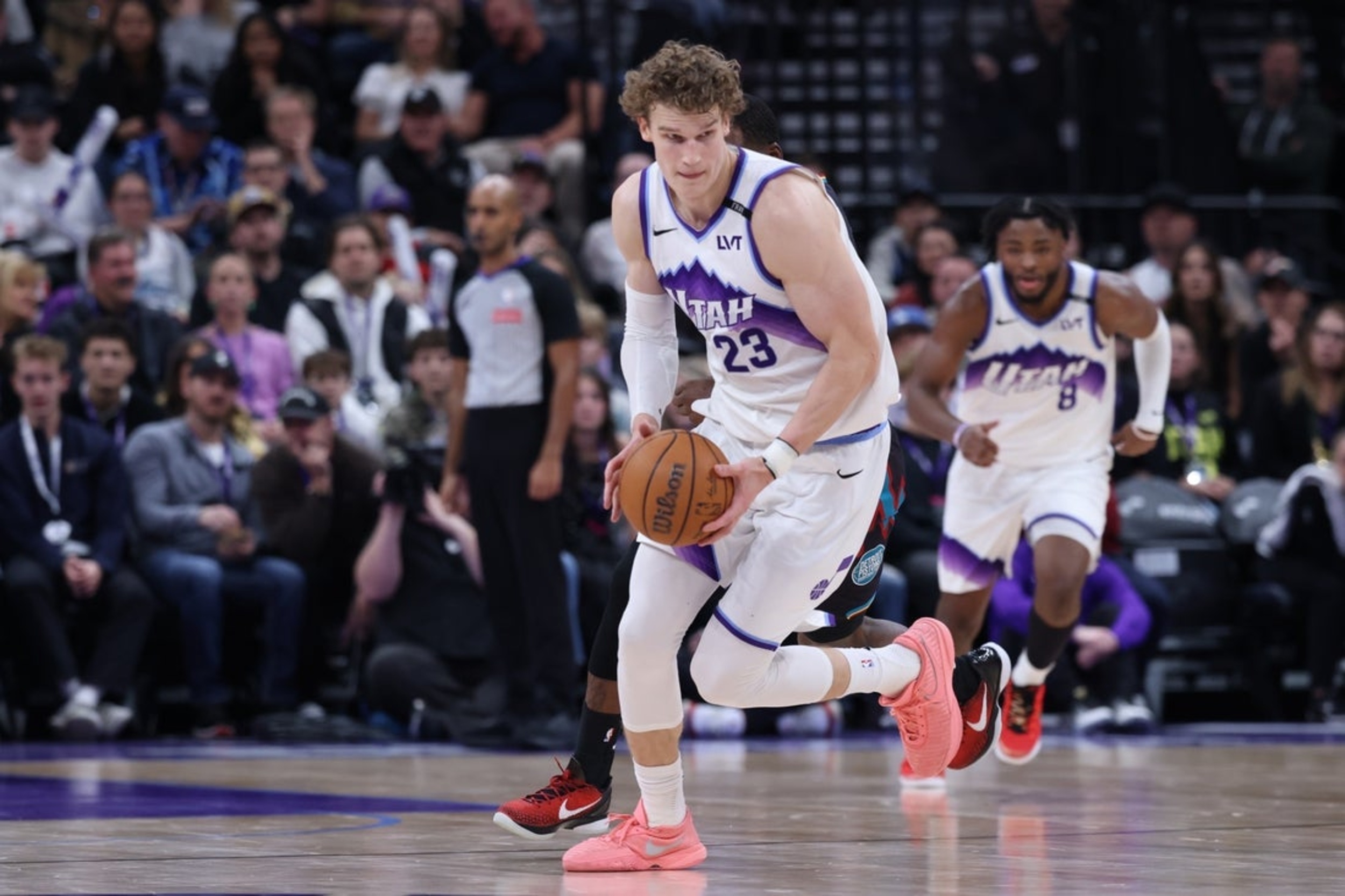 Keyonte George scores 31, including late winner, as Jazz edge Pistons