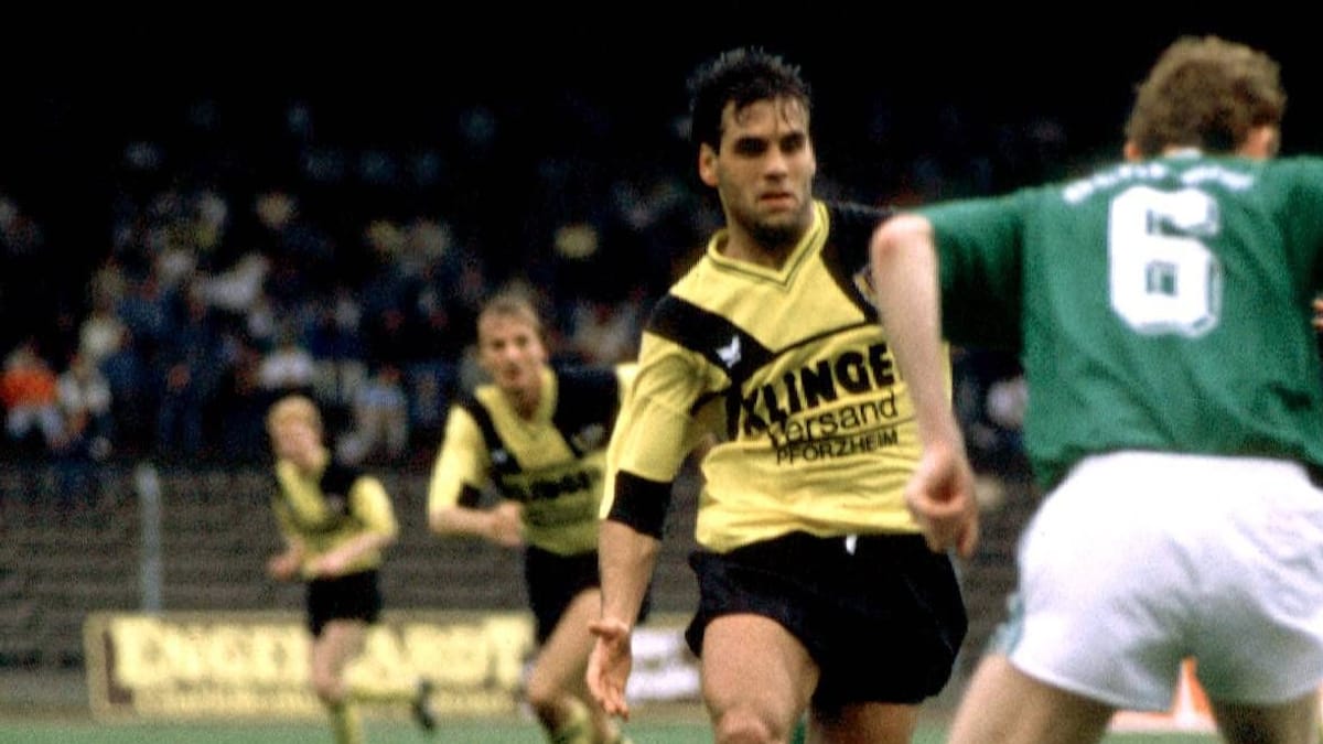 DDR-Legende bekommt nach 35 Jahren Trophäe