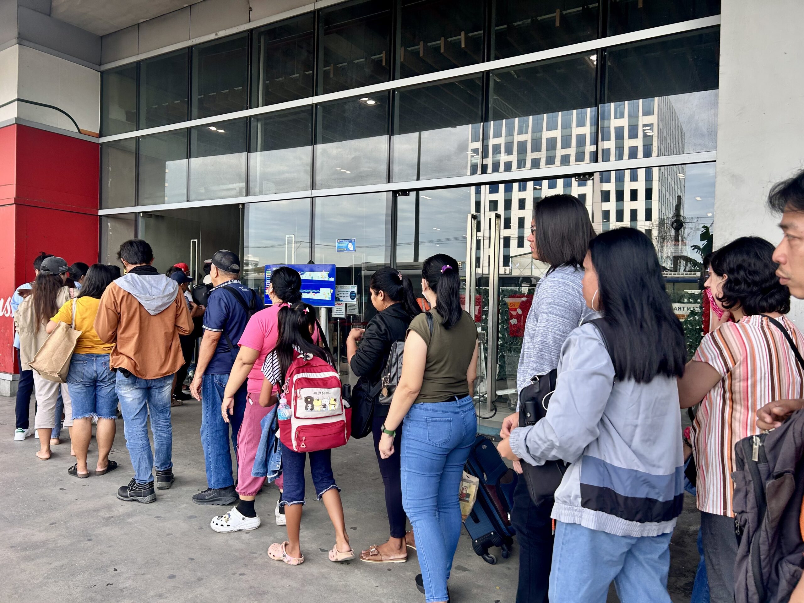 PITX' Dec. 26-30 passenger count hits almost 1 million