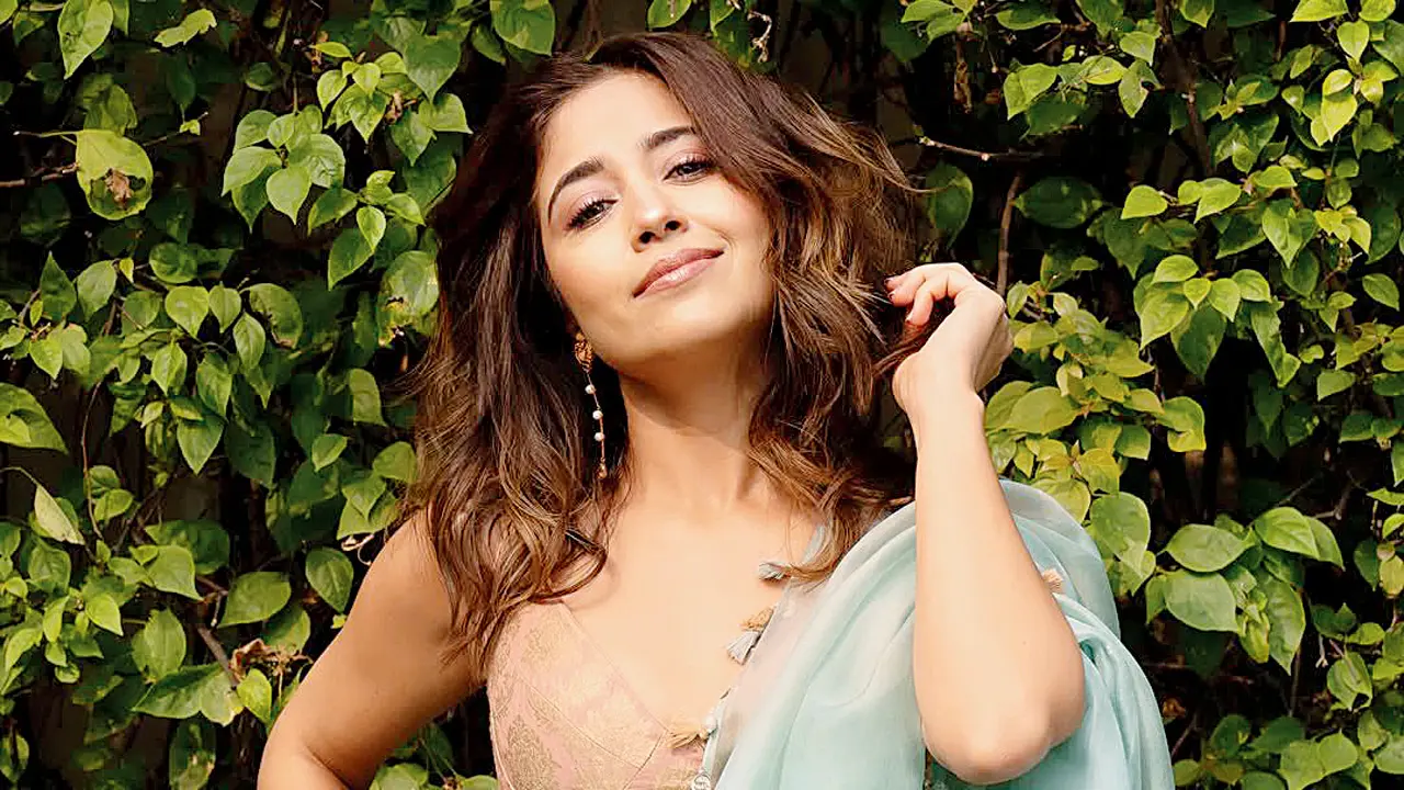 Shweta Tripathi starts shooting for a thriller post wrapping Mirzapur ...