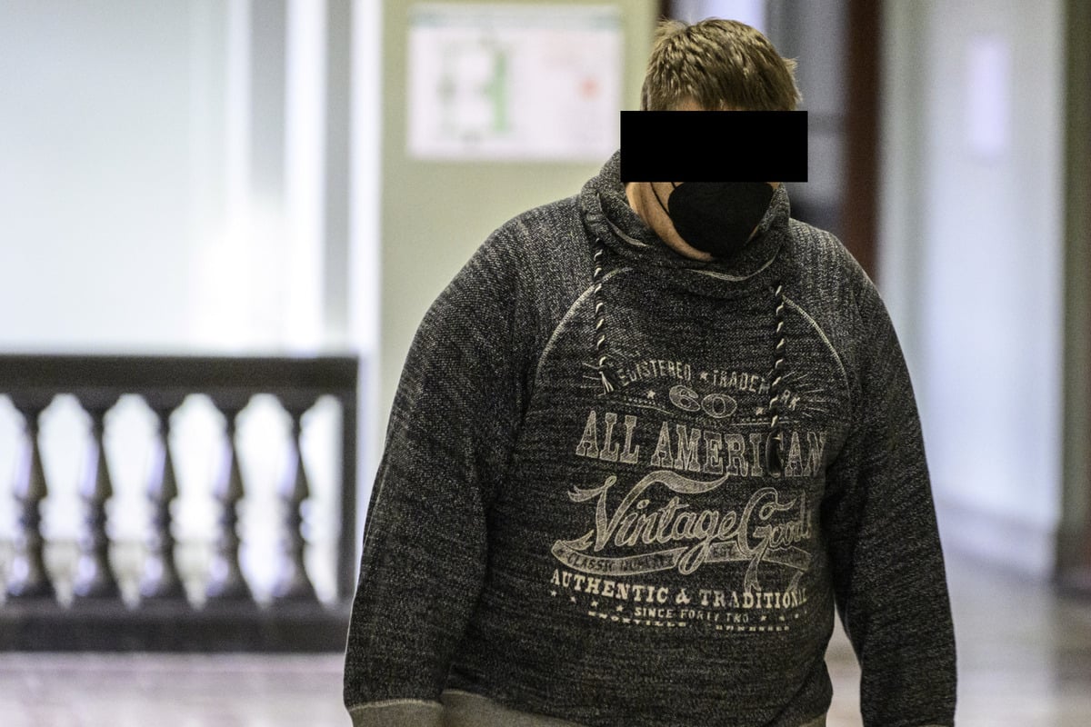 Er stieg durchs Schlafzimmerfenster ein: Einbrecher vergewaltigt Frau ...