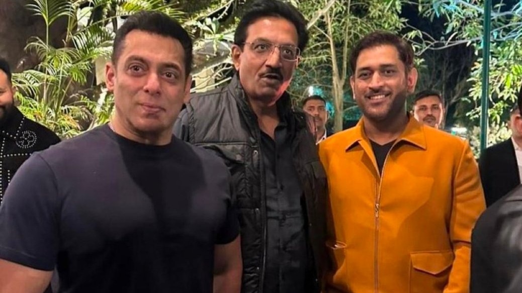 MS Dhoni celebrates Salman Khan's 60th birthday at actor's farmhouse