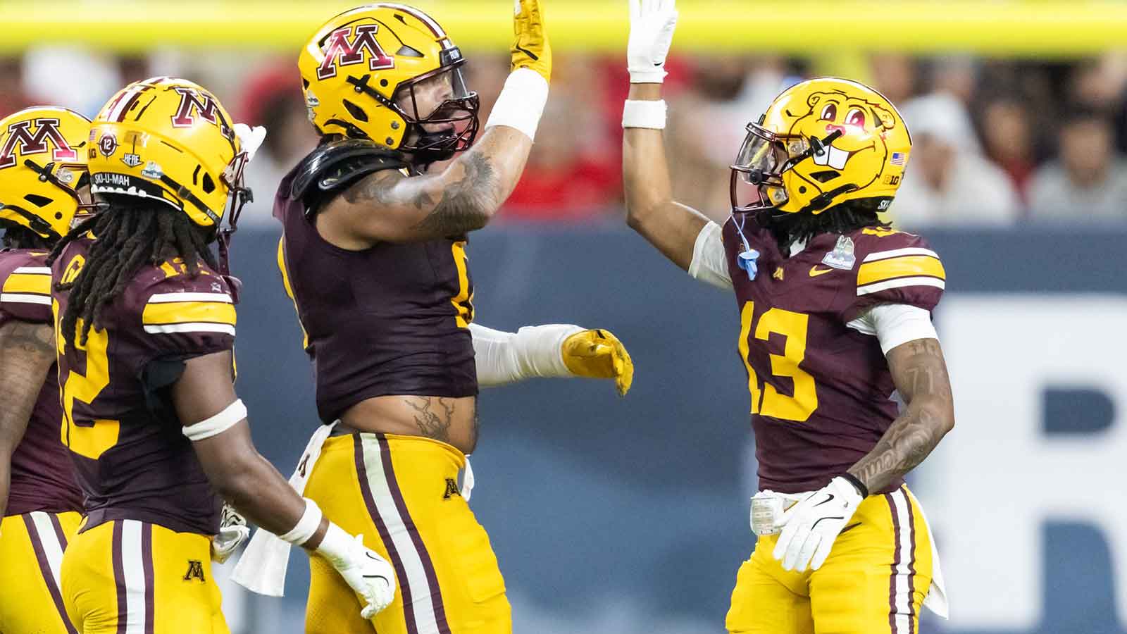 Minnesota Golden Gophers add to FBS history with Rate Bowl win over New ...
