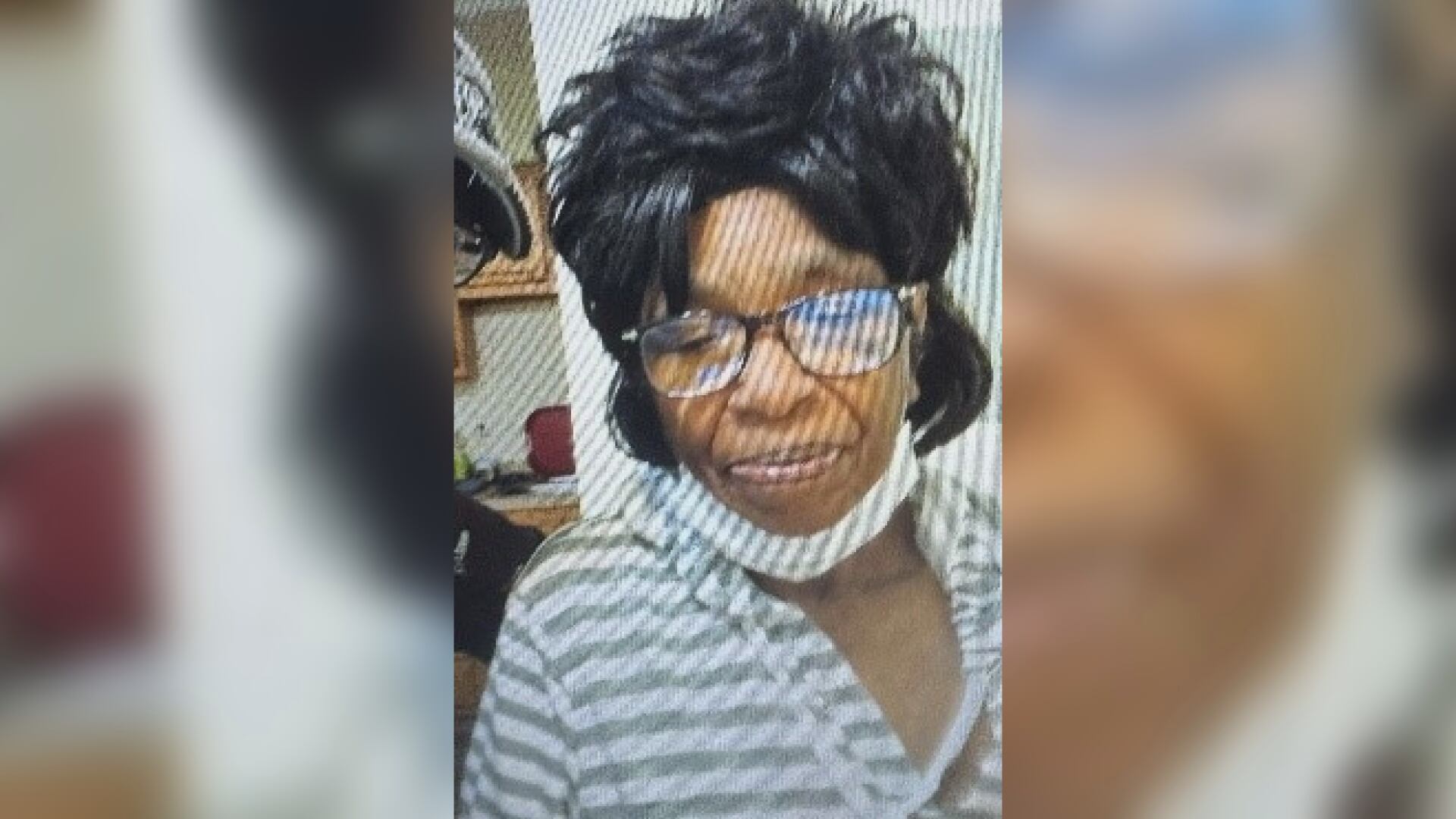 Louisville police looking for 80-year-old woman with dementia last seen ...