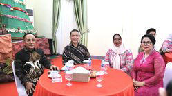 Momen hangat Gubernur Kalimantan Barat Ria korban bersama Wagub Kalbar ...