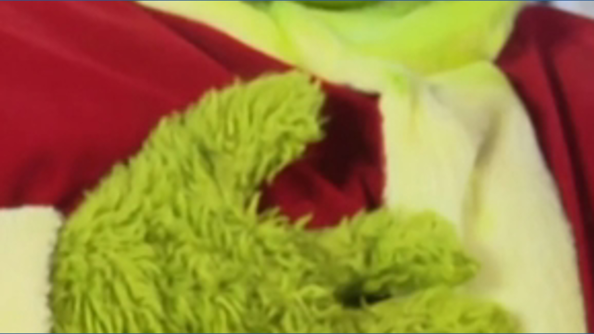 Holiday hullabaloo to mark its last weekend of holiday season