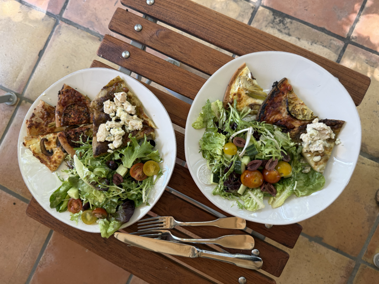 I was feeling overwhelmed by how to eat and what to eat; this solved that