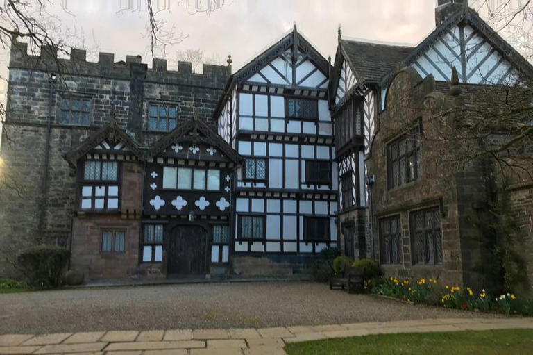 The fight to save a 400-year-old summerhouse once used to watch fox hunting