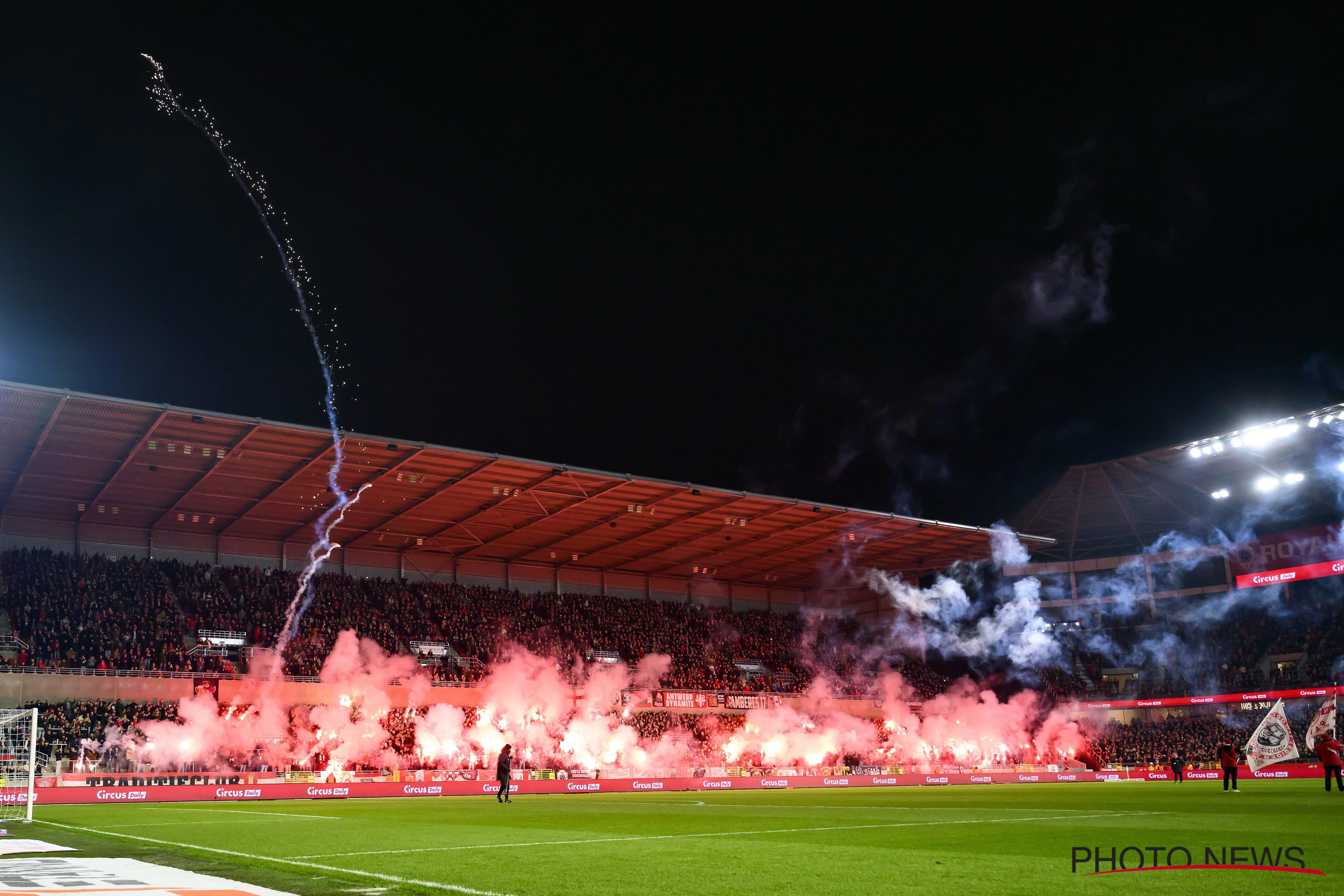 Live: Royal Antwerp FC - SV Zulte Waregem is begonnen!