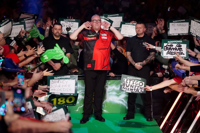 Stephen Bunting showed true colours with first purchase after banking £100k