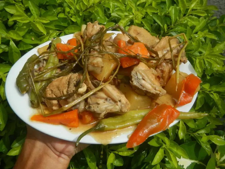 10 forgotten dinners Americans loved in the '50s, culinary historians note