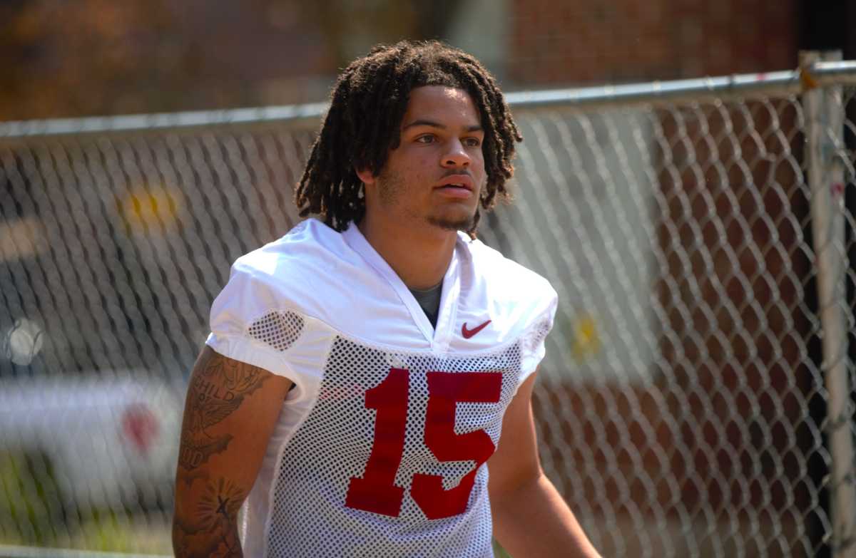 Former four-star WR enters college football transfer portal