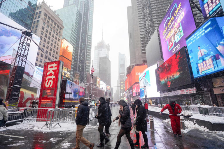 NYC sees just third of predicted snowfall — but it’s still enough to ...