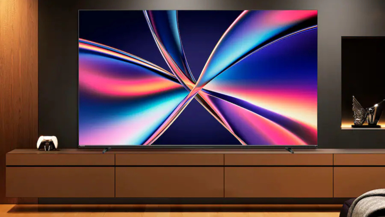 This massive 98-inch Google TV price just crashed to $1,000