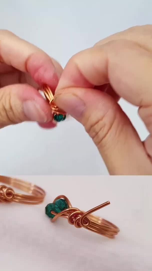 Play with wire | Simple rings | Twisted leaves | Small stone with holes ...