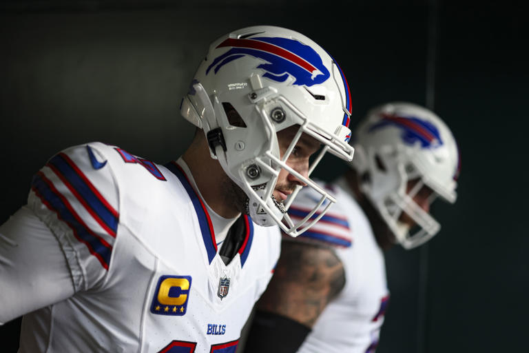 Week 17 NFL power rankings see Buffalo Bills fall after tough win