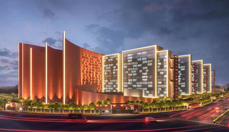 Which city is known as the diamond capital of India?