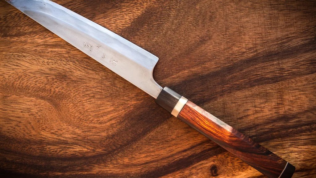 The only 3 knives a home cook really needs, according to a Michelin ...