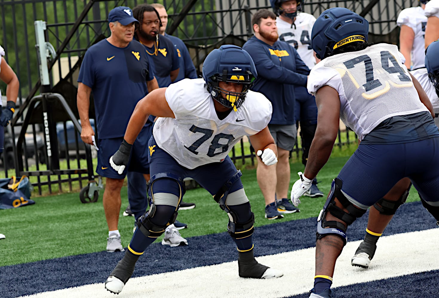 OL Xavier Bausley plans to enter transfer portal