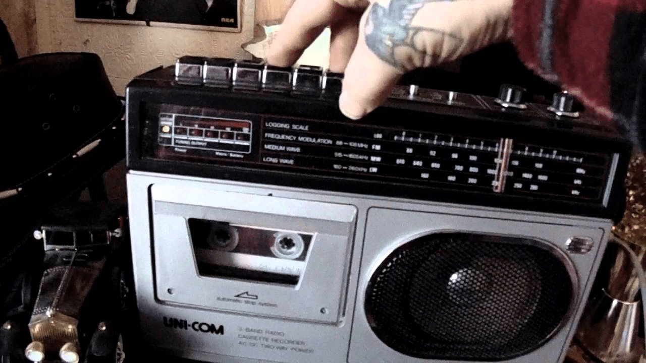 23 radio traditions that vanished after the ’90s