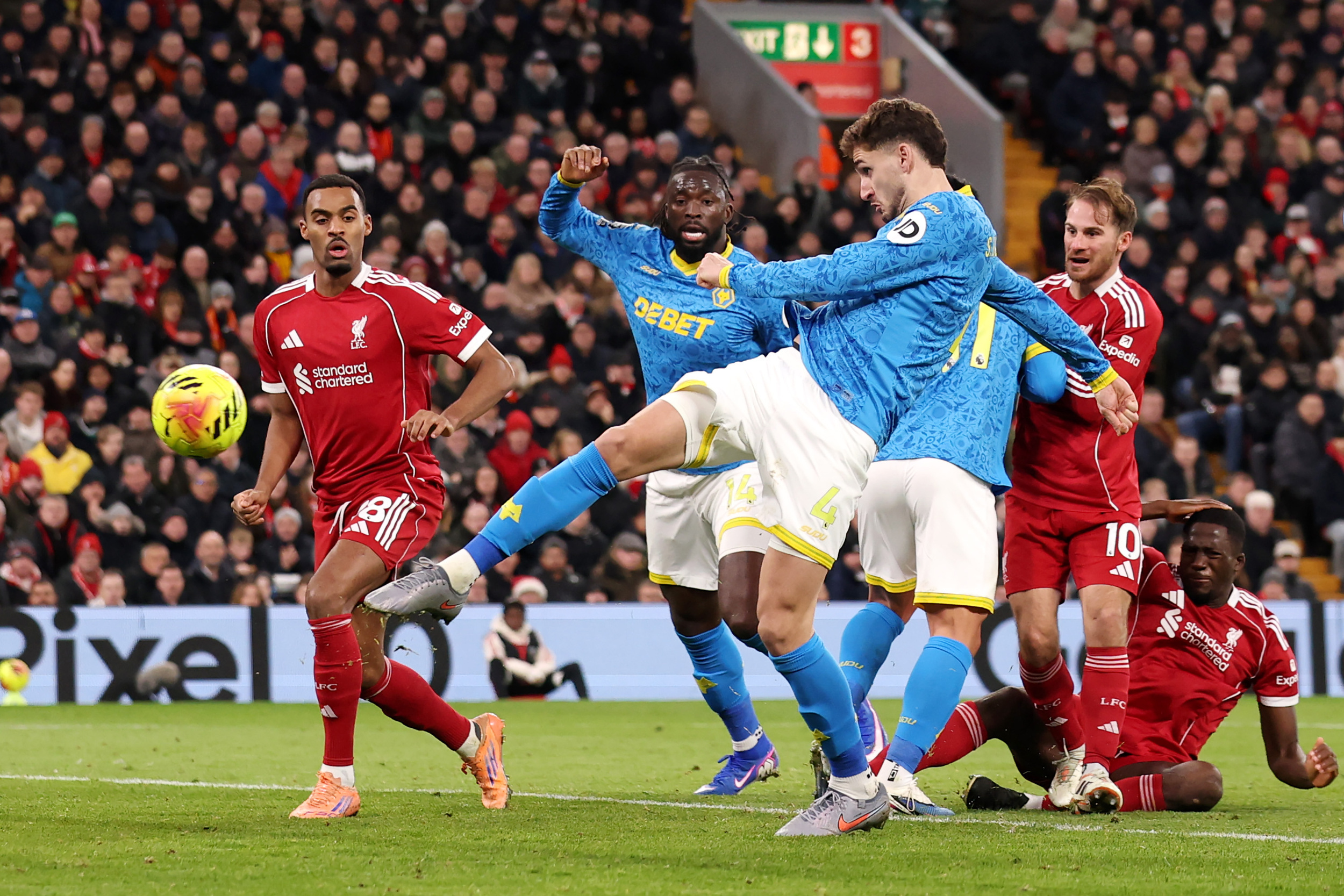 What Ibrahima Konate did in closing minutes of Liverpool win ...