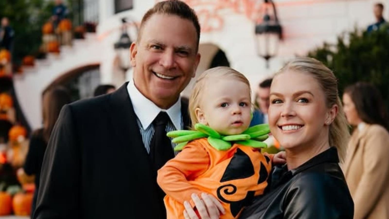 Karoline Leavitt's huge age gap with 60-year-old husband reignites ...