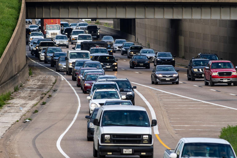 These Dallas-Fort Worth roads are among the most traffic-plagued in Texas