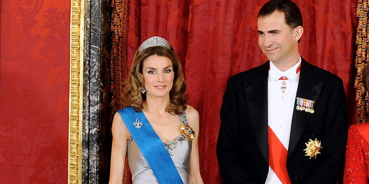 El día que la reina Letizia se impuso a Carla Bruni en el Palacio Real ...