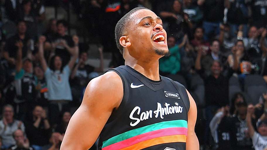 The Spurs quickly learned how to beat the Thunder from a surprising team