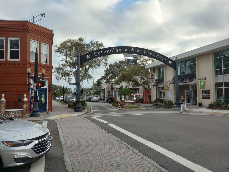 10 charming downtowns across Florida locals enjoy