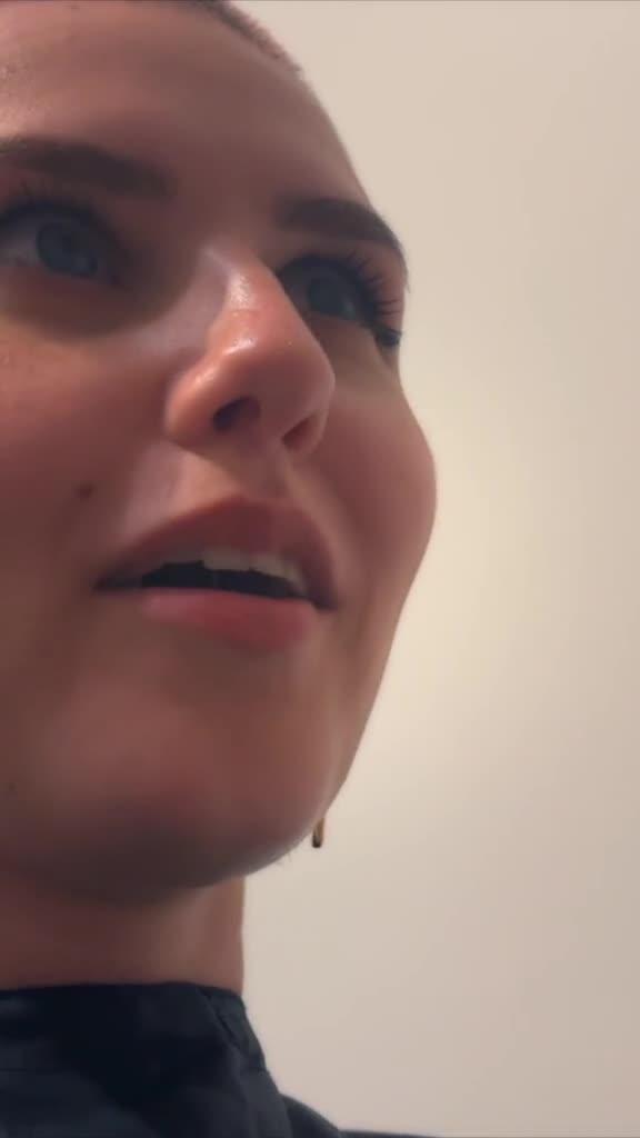 I let my boyfriend bleach my buzzcut