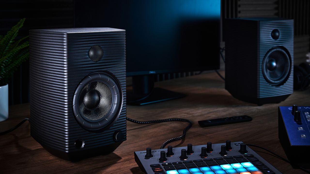 Offers excellent input flexibility, remote control and tank-like ...