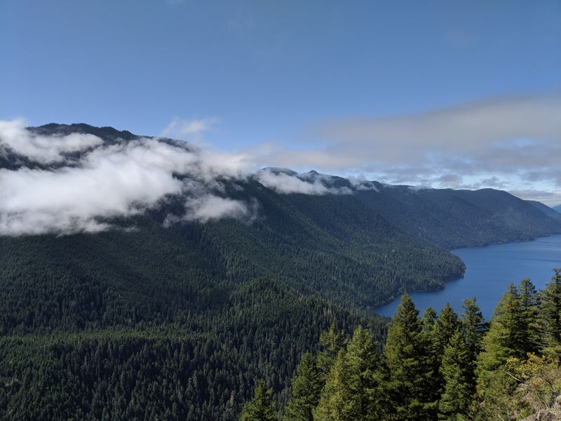10 Washington state areas where mountains and water intersect
