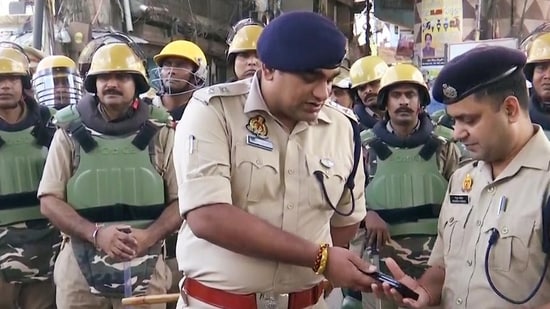 ‘Sar tan se juda’ slogans raised on Maulana Tauqeer Raza Khan's ...