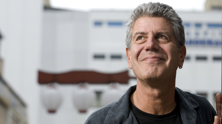 Anthony Bourdain's 5 favorite Chicago restaurants