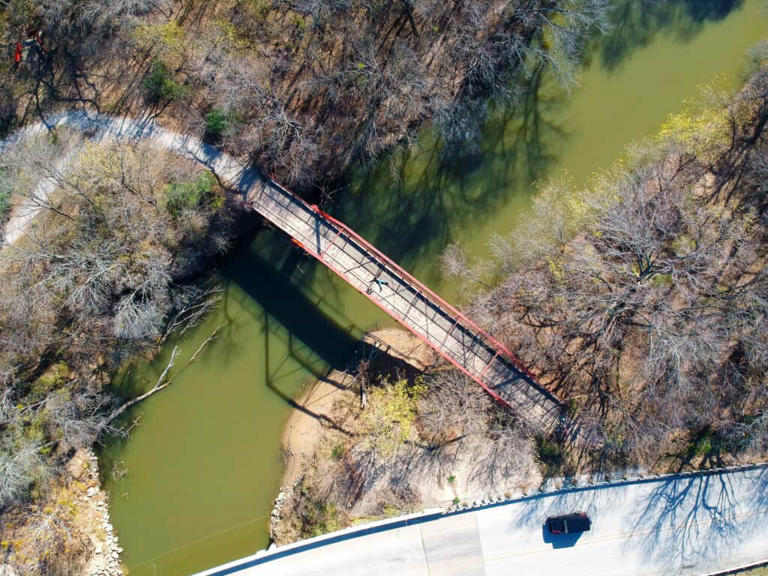 5 haunted bridges in the US with chilling legends