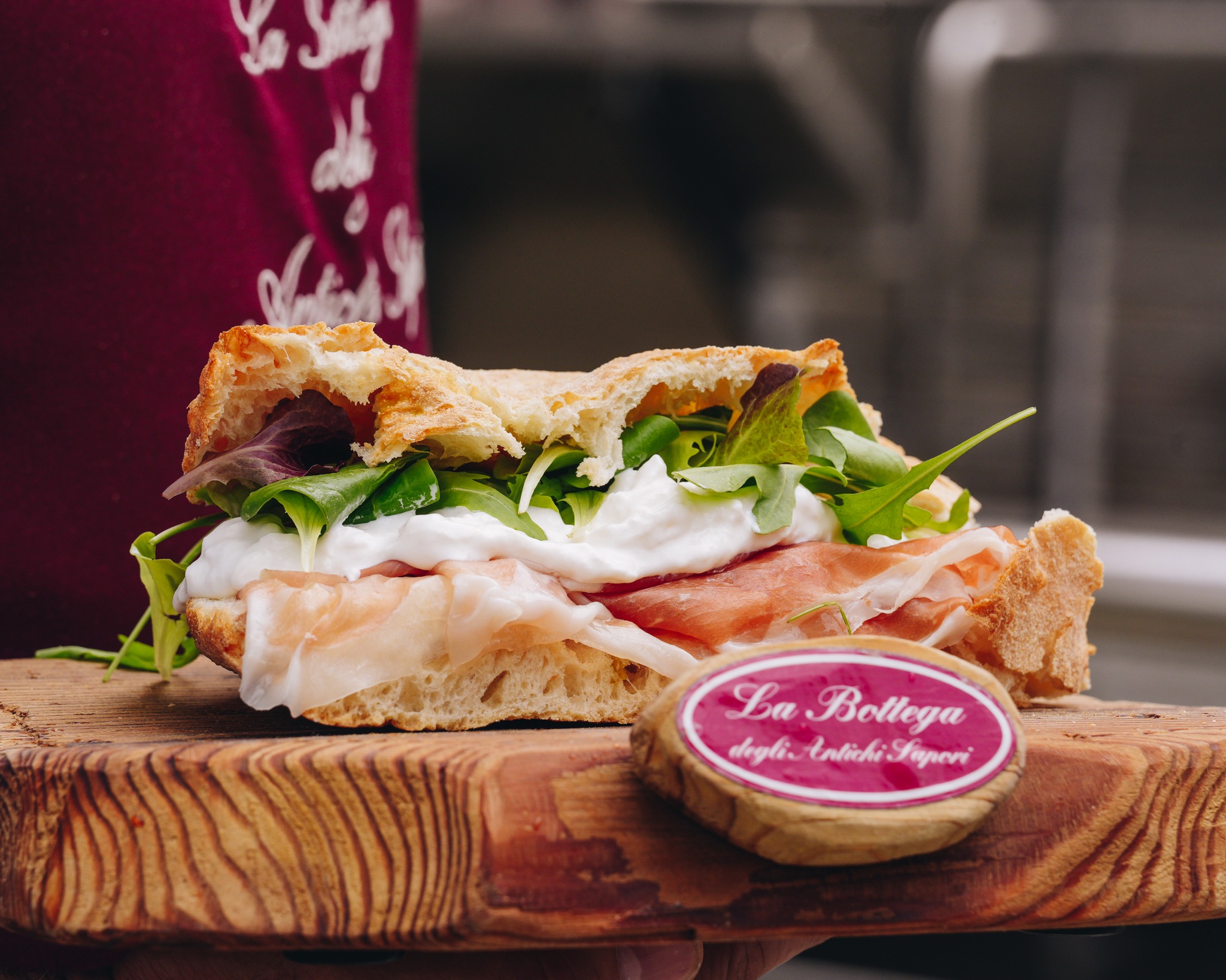 La piccola bottega di Aosta dove si mangiano panini di qualità