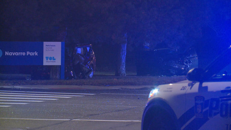 Two killed, another injured in Saturday morning crash on Toledo’s East Side