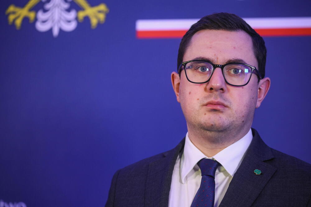 Minister energii zaprasza na poniedziałek na rozmowy ws. sytuacji w PG ...