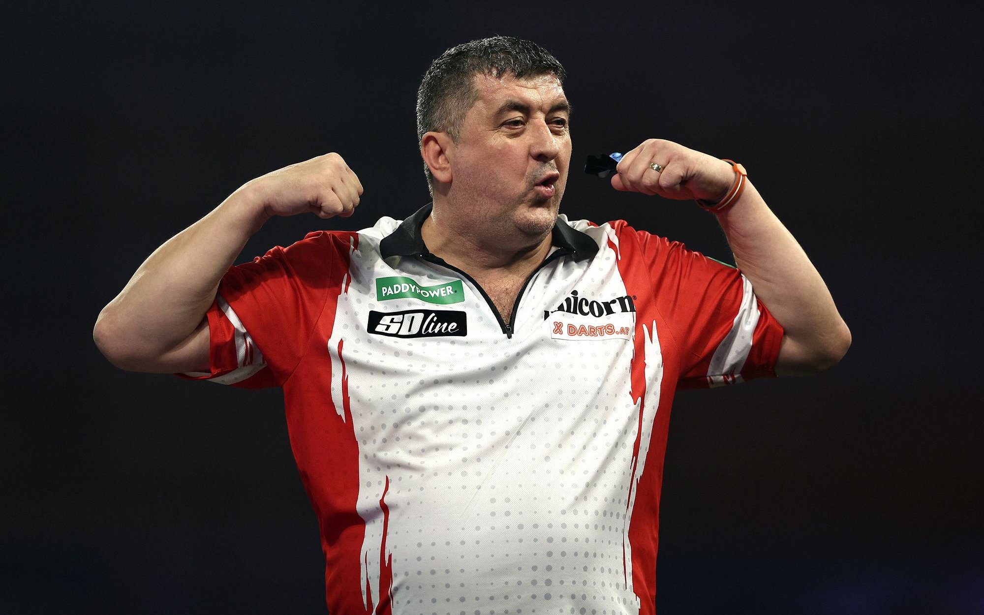 What time is Littler playing tonight at the World Darts Championship?